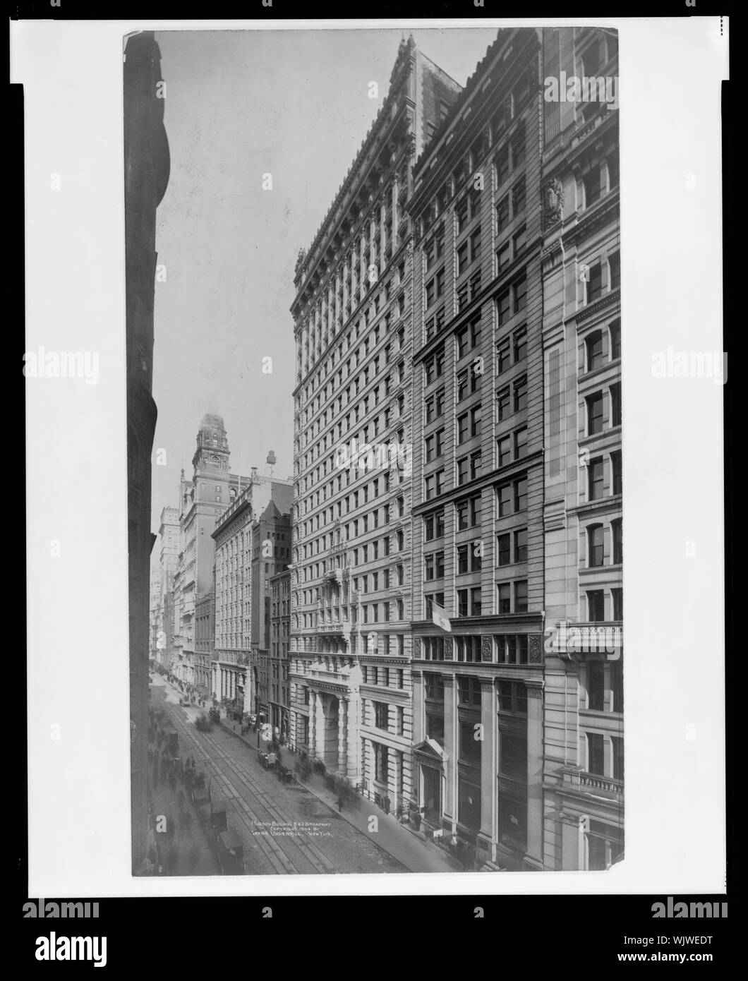 Hudson Building & 42 Broadway Stock Photo - Alamy