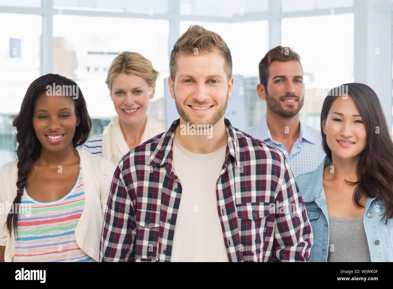 Diverse design team standing hi-res stock photography and images - Alamy
