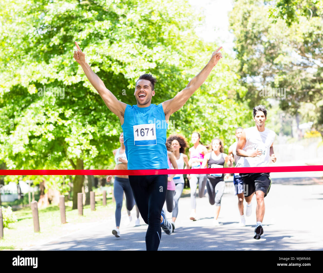 Sport woman arms crossing hi-res stock photography and images - Alamy