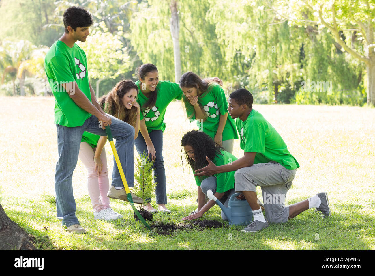 Young environmentalists hi-res stock photography and images - Alamy