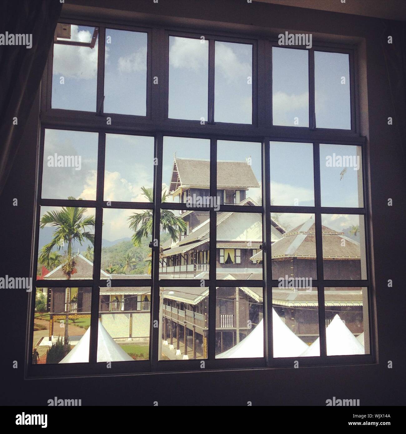 Window structures hi-res stock photography and images - Alamy