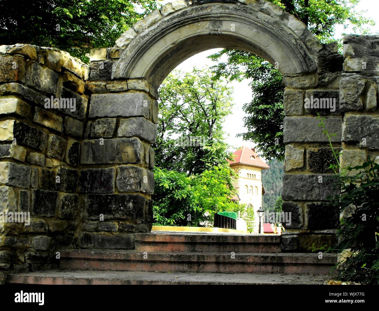 Seen through archway hi-res stock photography and images - Alamy