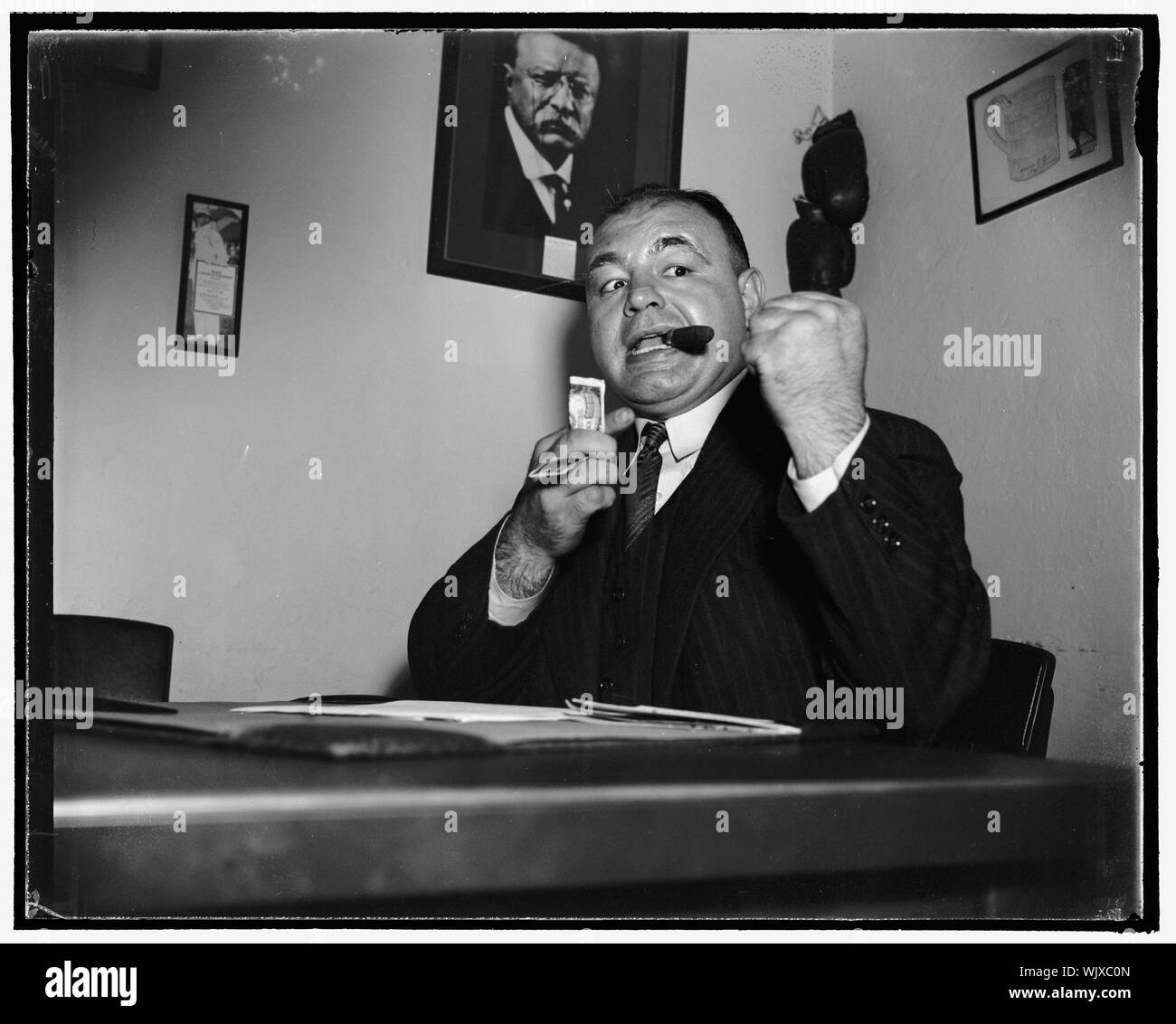 The 9 11 commission Cut Out Stock Images & Pictures - Alamy