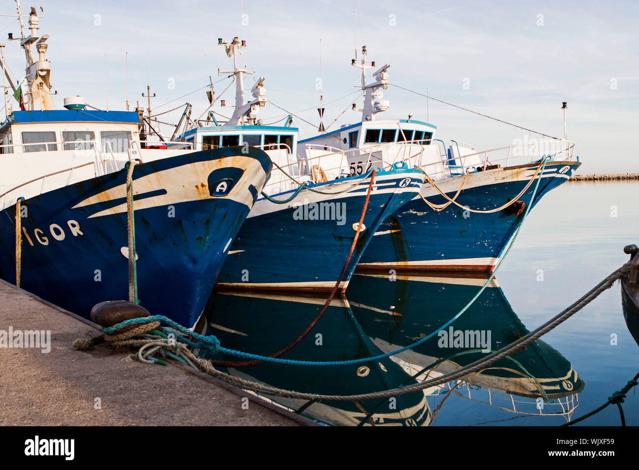 Side trawlers hi-res stock photography and images - Alamy