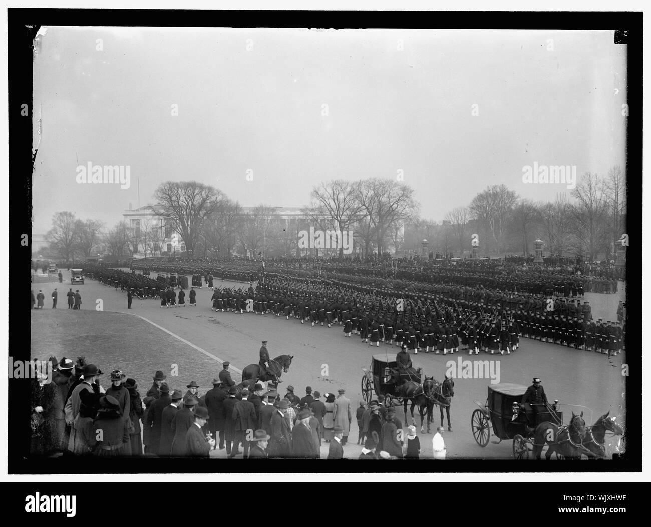 INAUGURAL PARADES. PARADE FORMING AT CAPITOL Stock Photo - Alamy