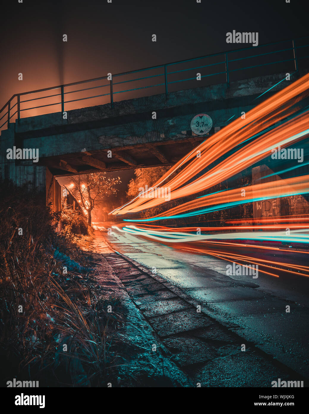 Bridge light hi-res stock photography and images - Alamy