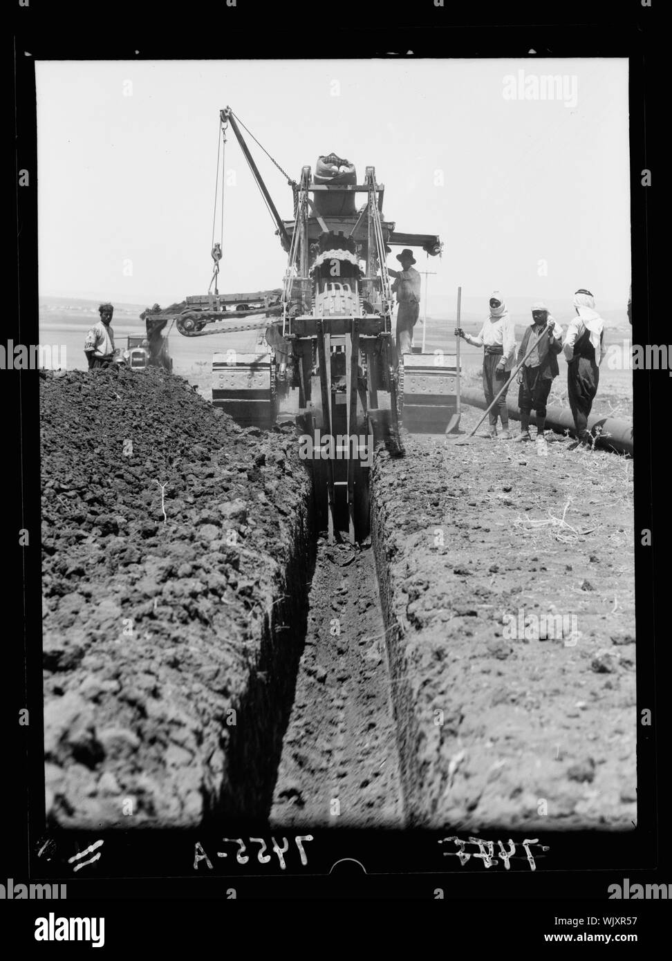 Petroleum development company oil Black and White Stock Photos & Images ...