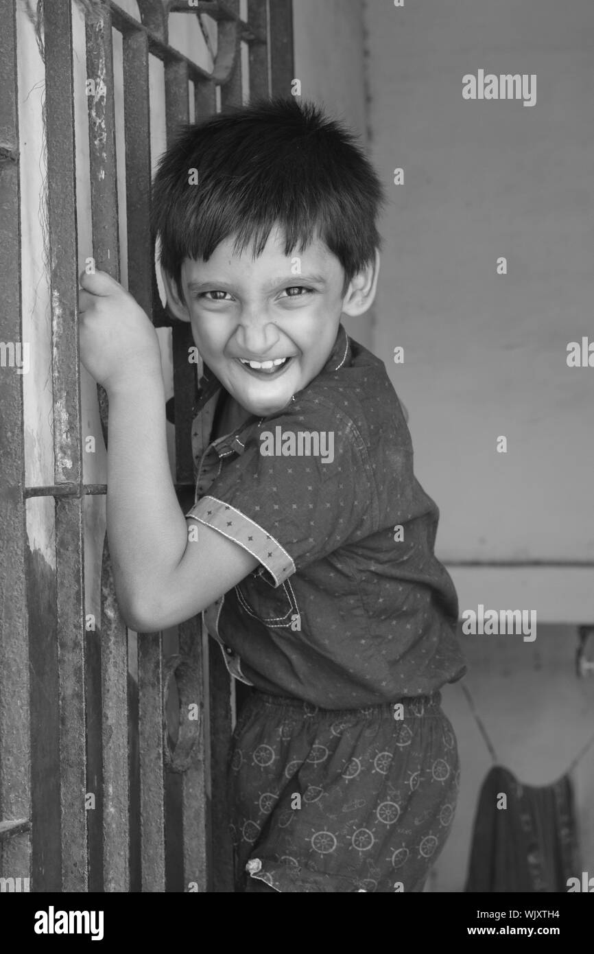 Face gate hi-res stock photography and images - Alamy