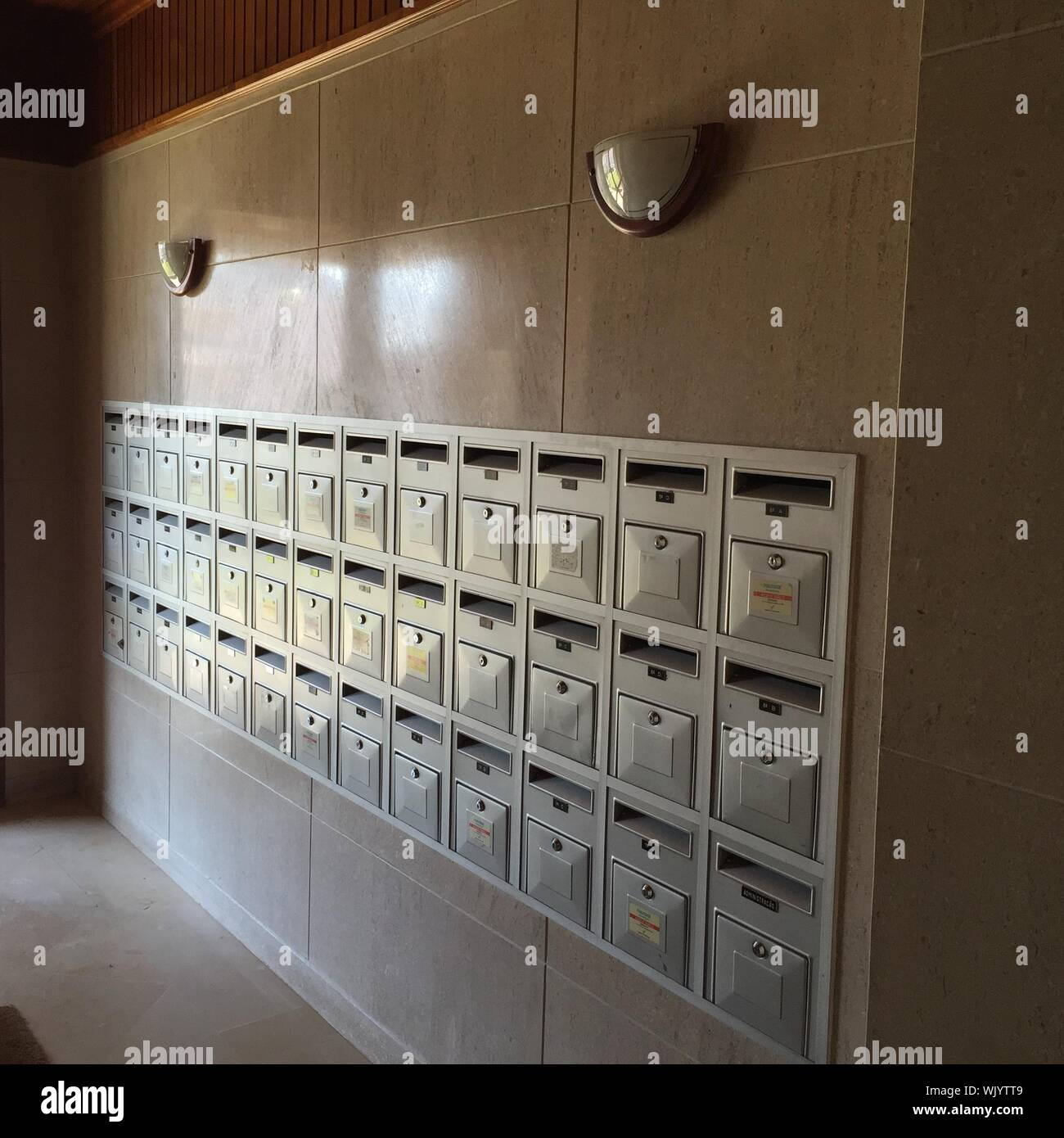 Wall lockers hi-res stock photography and images - Alamy
