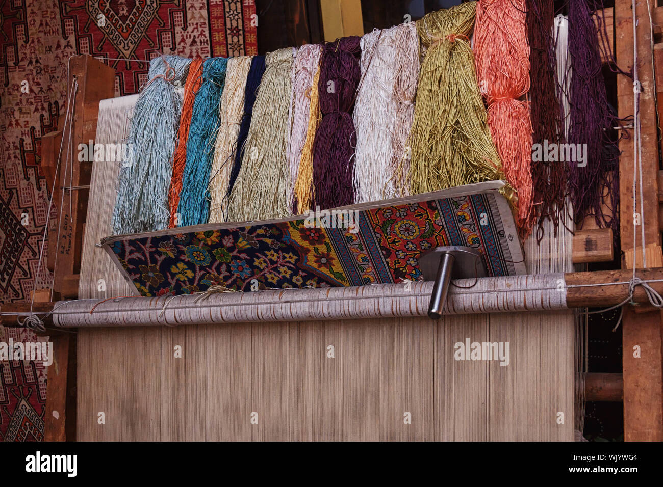 Small weaving machine hi-res stock photography and images - Alamy