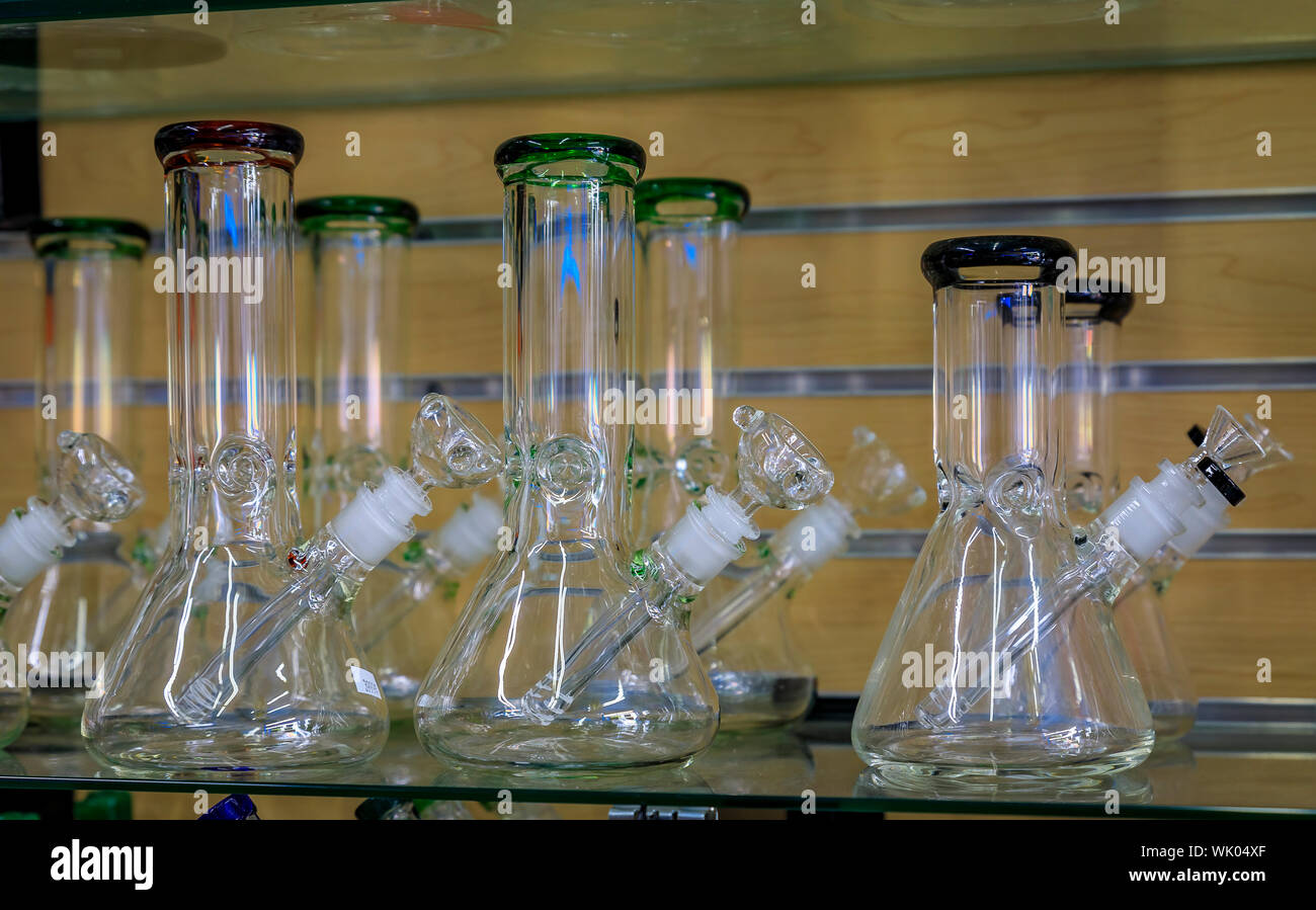 Cincinnati Glass Bowls And Bongs