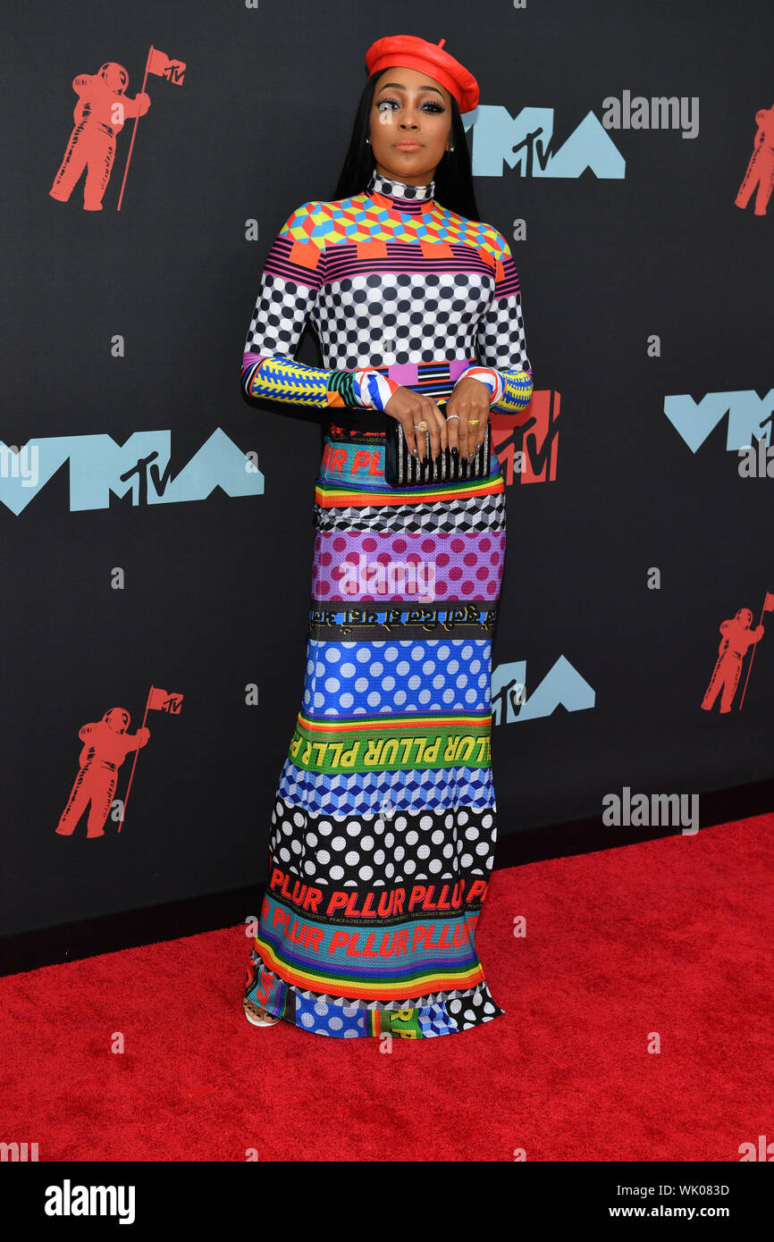 Center slit hi-res stock photography and images - Alamy