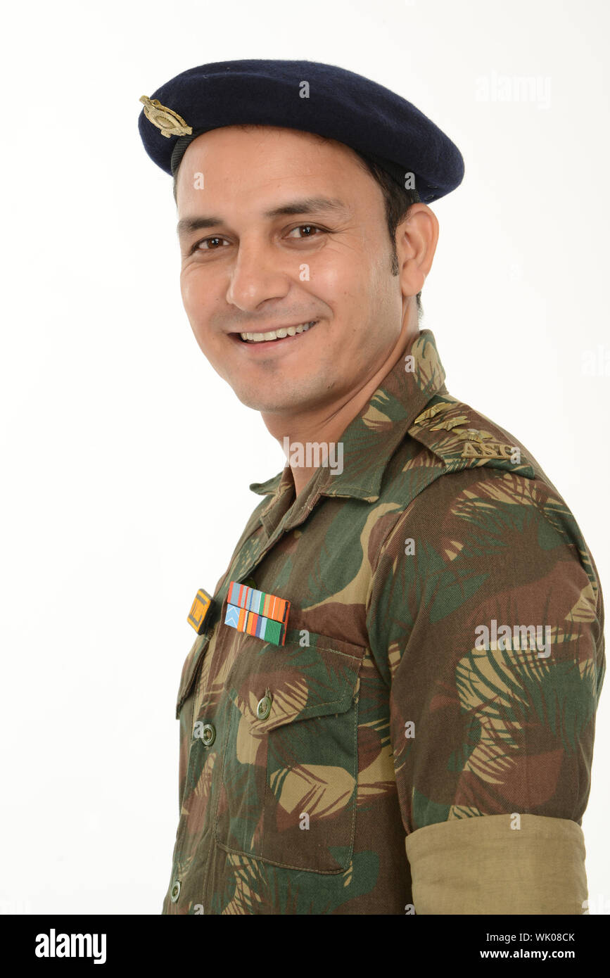 Portrait of an army soldier smiling Stock Photo - Alamy