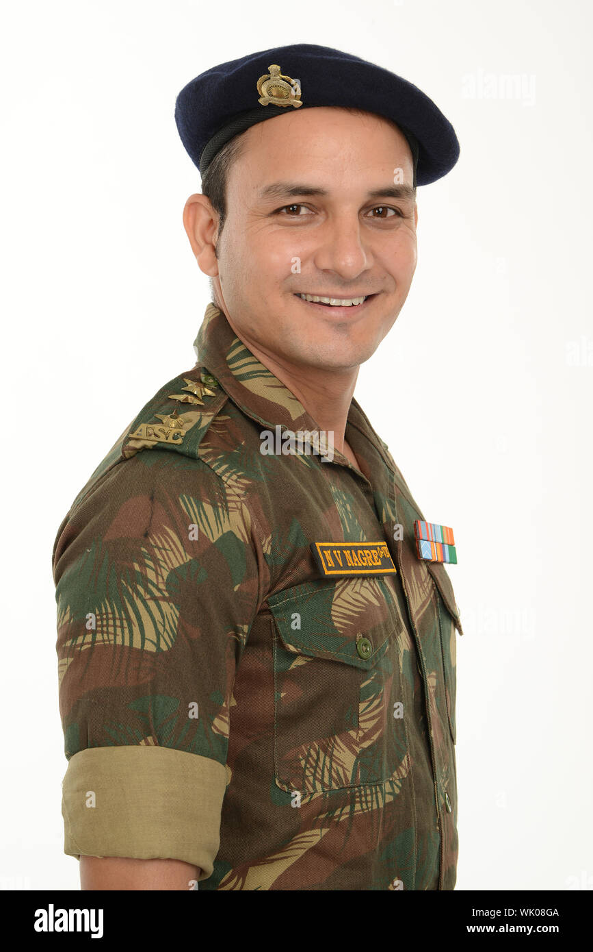 Soldier smiling hi-res stock photography and images - Alamy