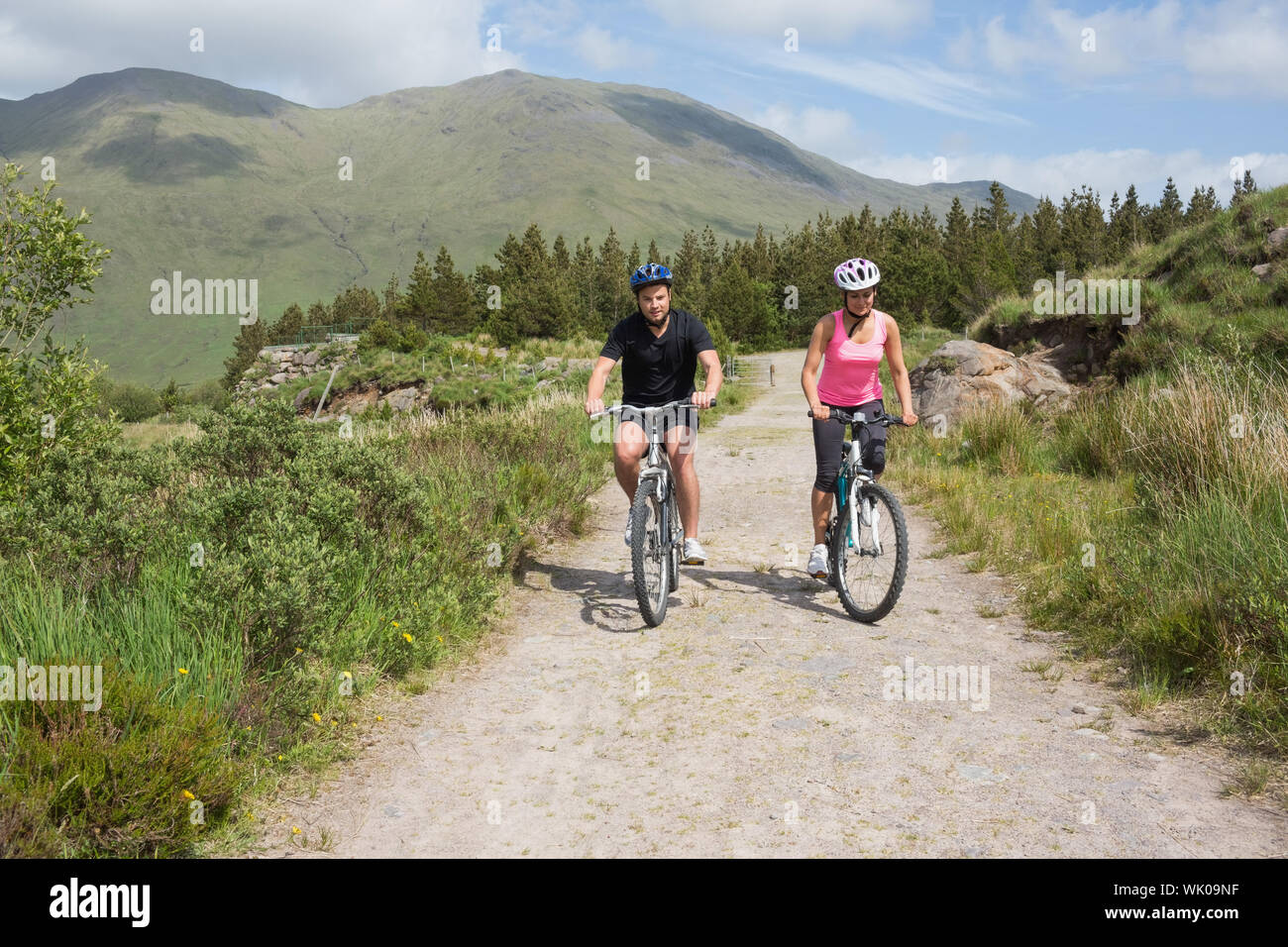 Countryside cycle race hi-res stock photography and images - Alamy