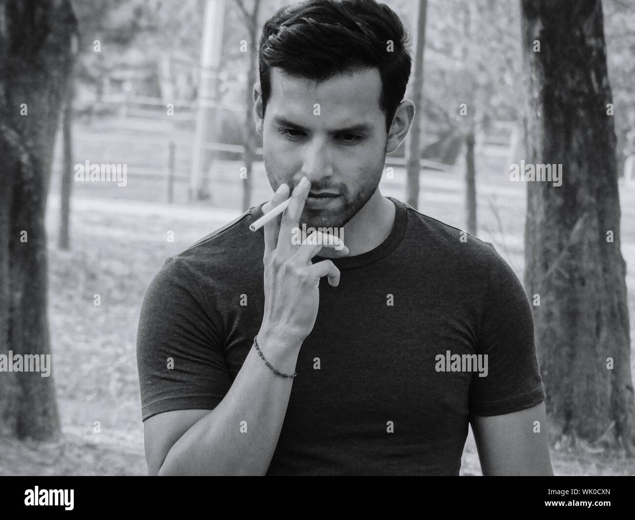 Muscular man smoking close up hi-res stock photography and images - Alamy