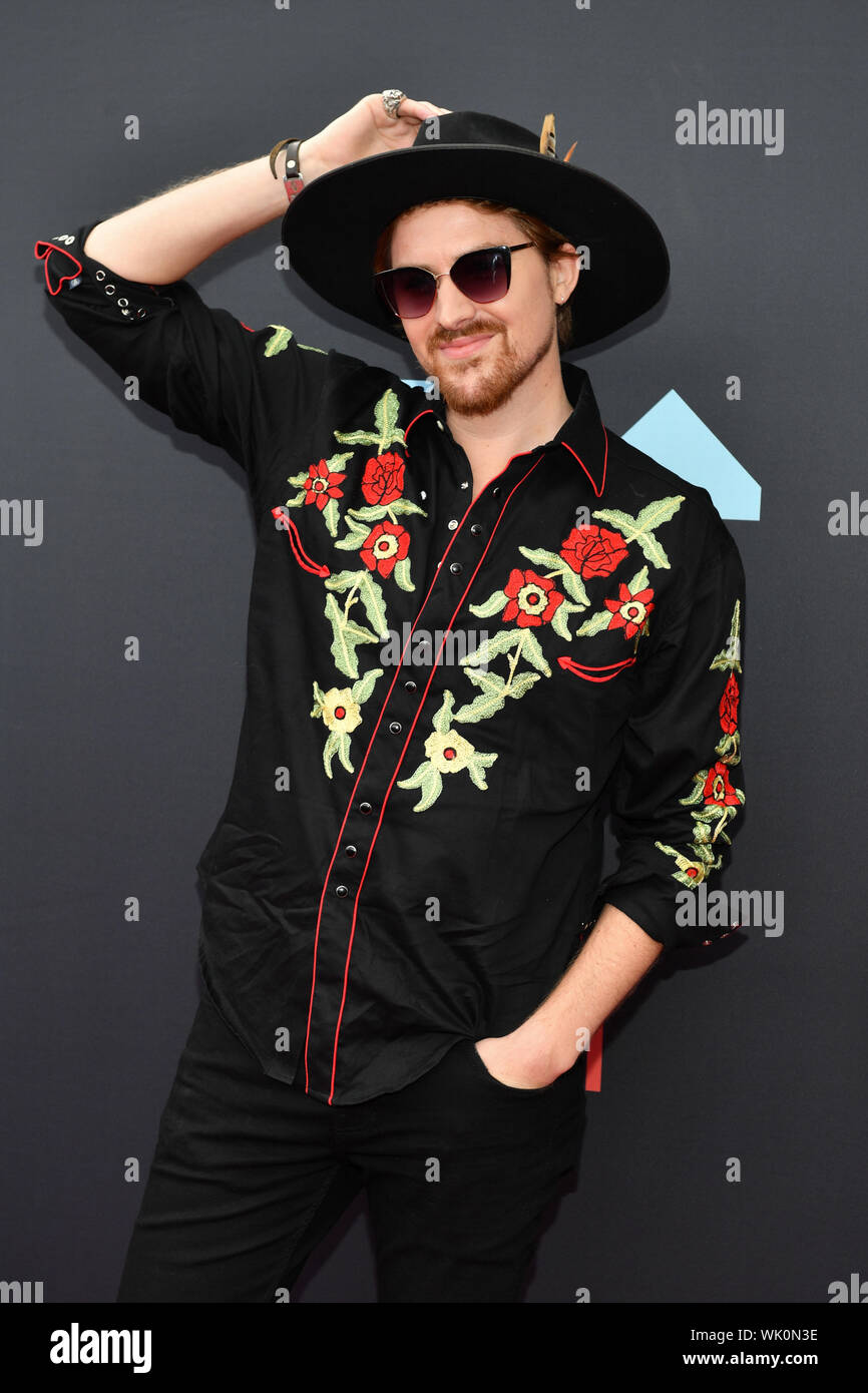 Jamie N Commons attends the 2019 MTV Video Music Awards at Prudential ...
