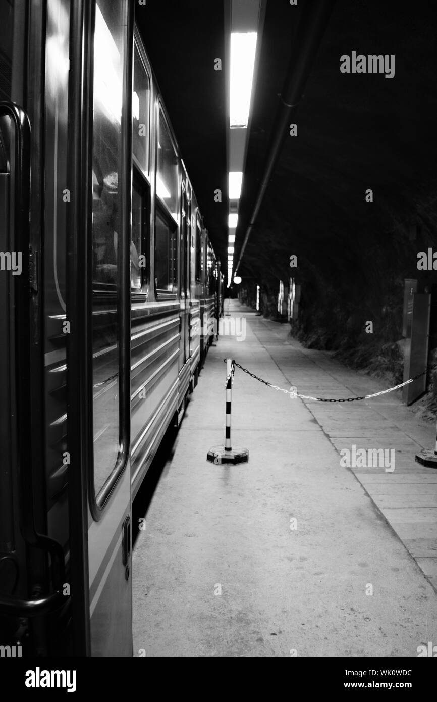 Empty railroad station night architecture hi-res stock photography and ...
