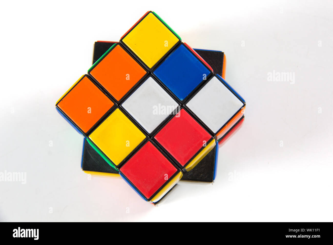 Playing the rubik cube hi-res stock photography and images - Alamy