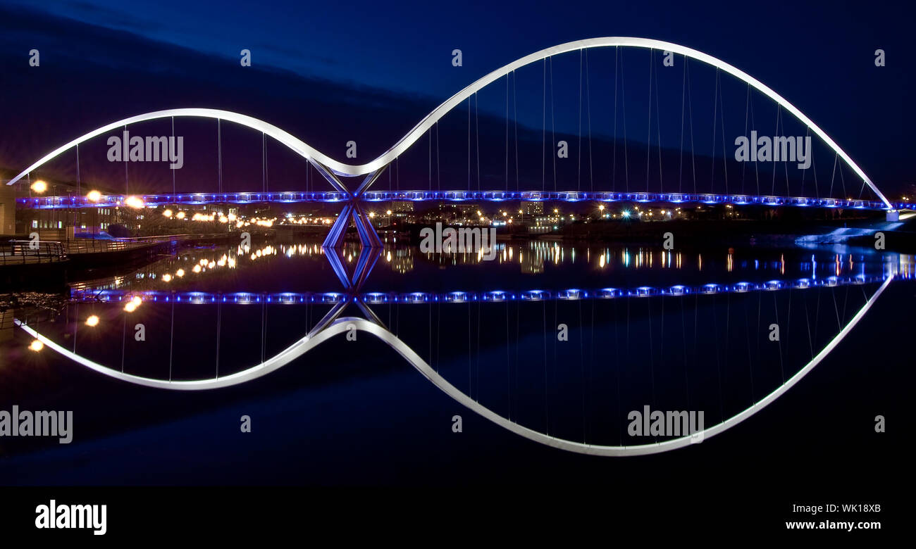 Infinity bridge river hi-res stock photography and images - Alamy