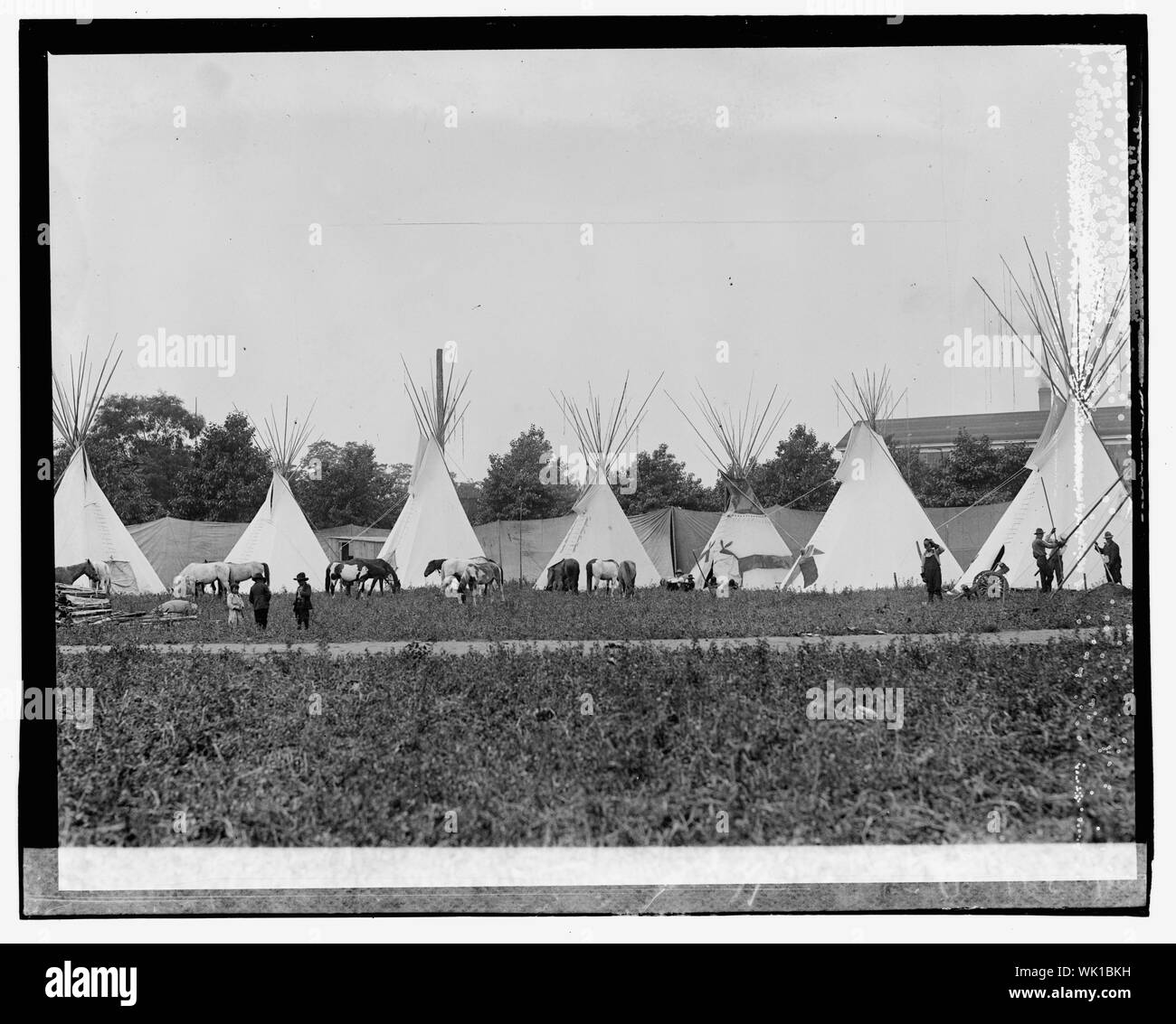 American indian settlement Black and White Stock Photos & Images - Alamy