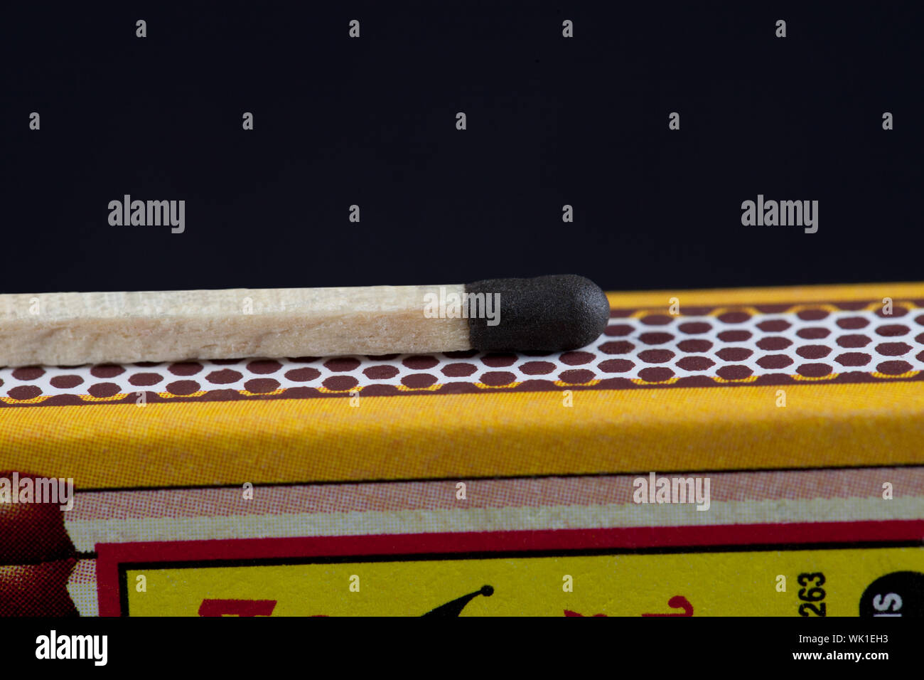 Close up of a match and matchbox Stock Photo - Alamy