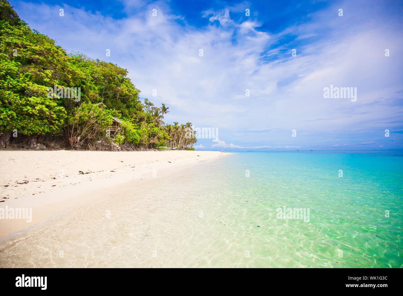 Perfect tropical beach with turquoise water and white sand beaches ...