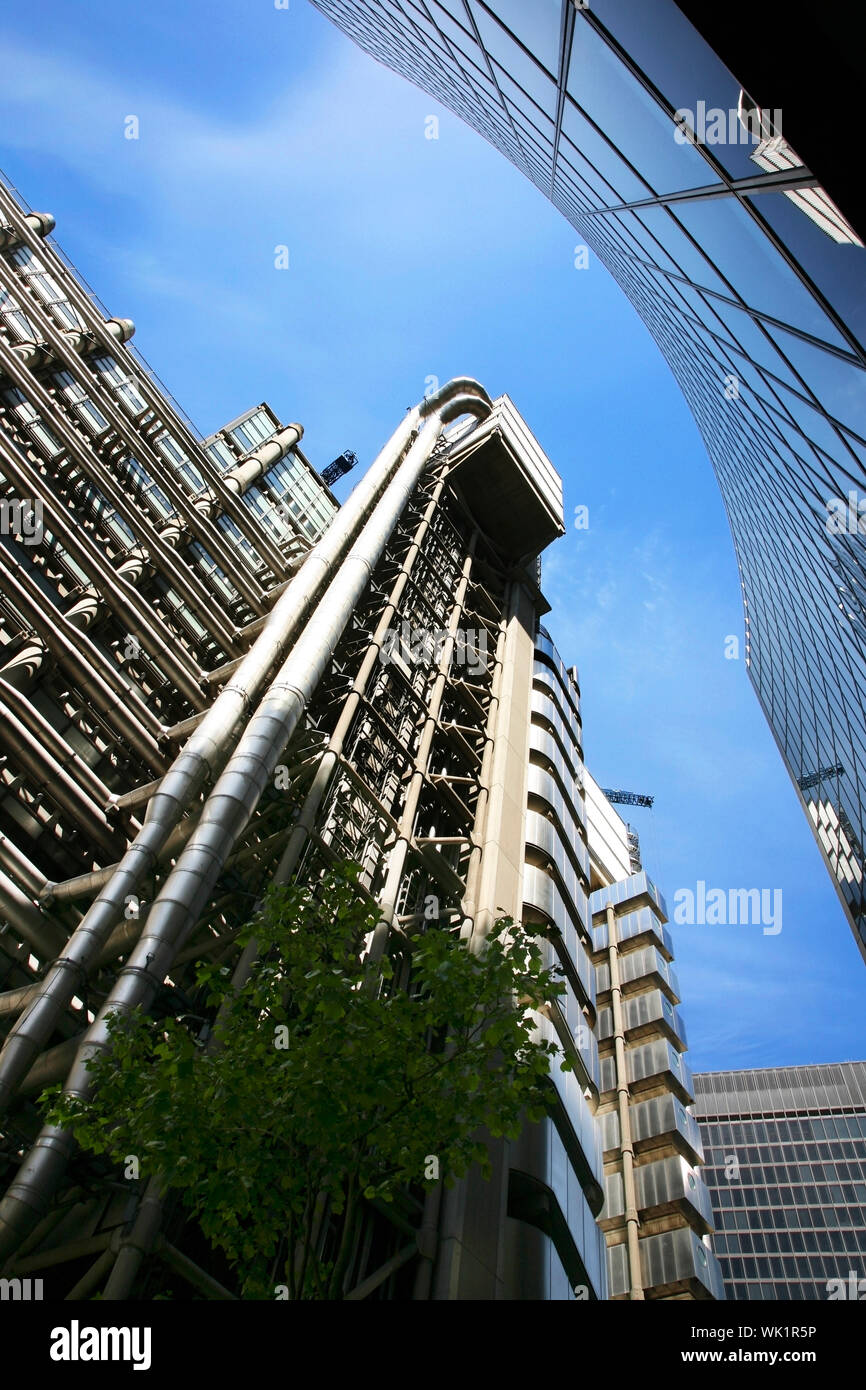 LONDON - MAY 25: Outside view of Lloyd's building, a skyscraper in the ...
