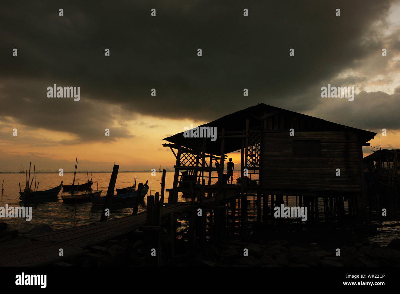 Stilt Bamboo House High Resolution Stock Photography and Images - Alamy