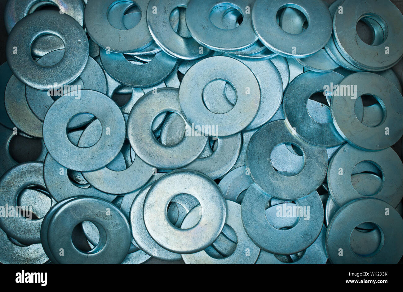 Shiny metal objects hi-res stock photography and images - Alamy
