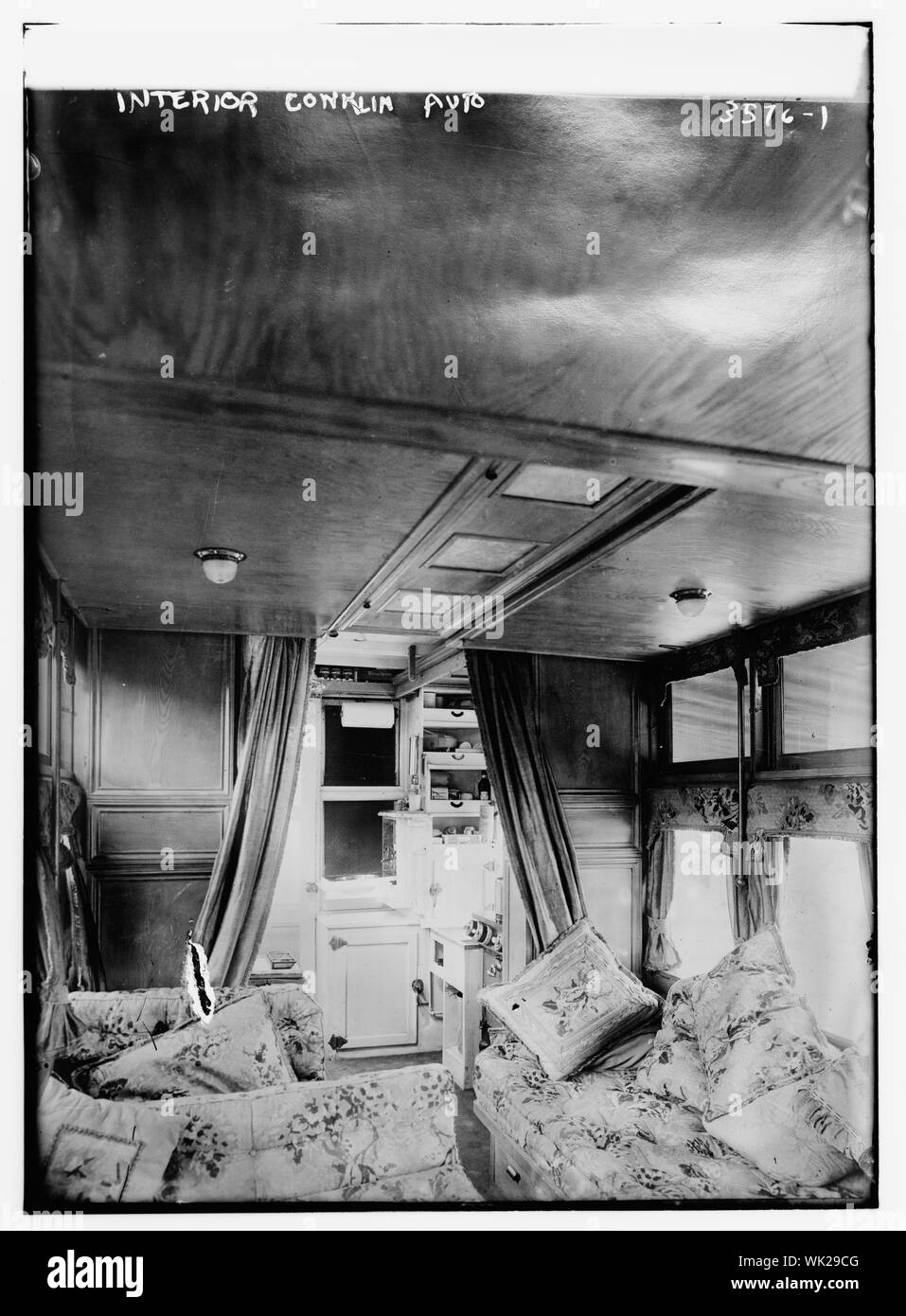 Interior designers Black and White Stock Photos & Images - Alamy