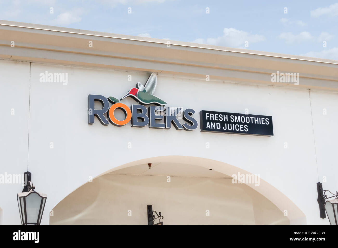 Robeks hi-res stock photography and images - Alamy