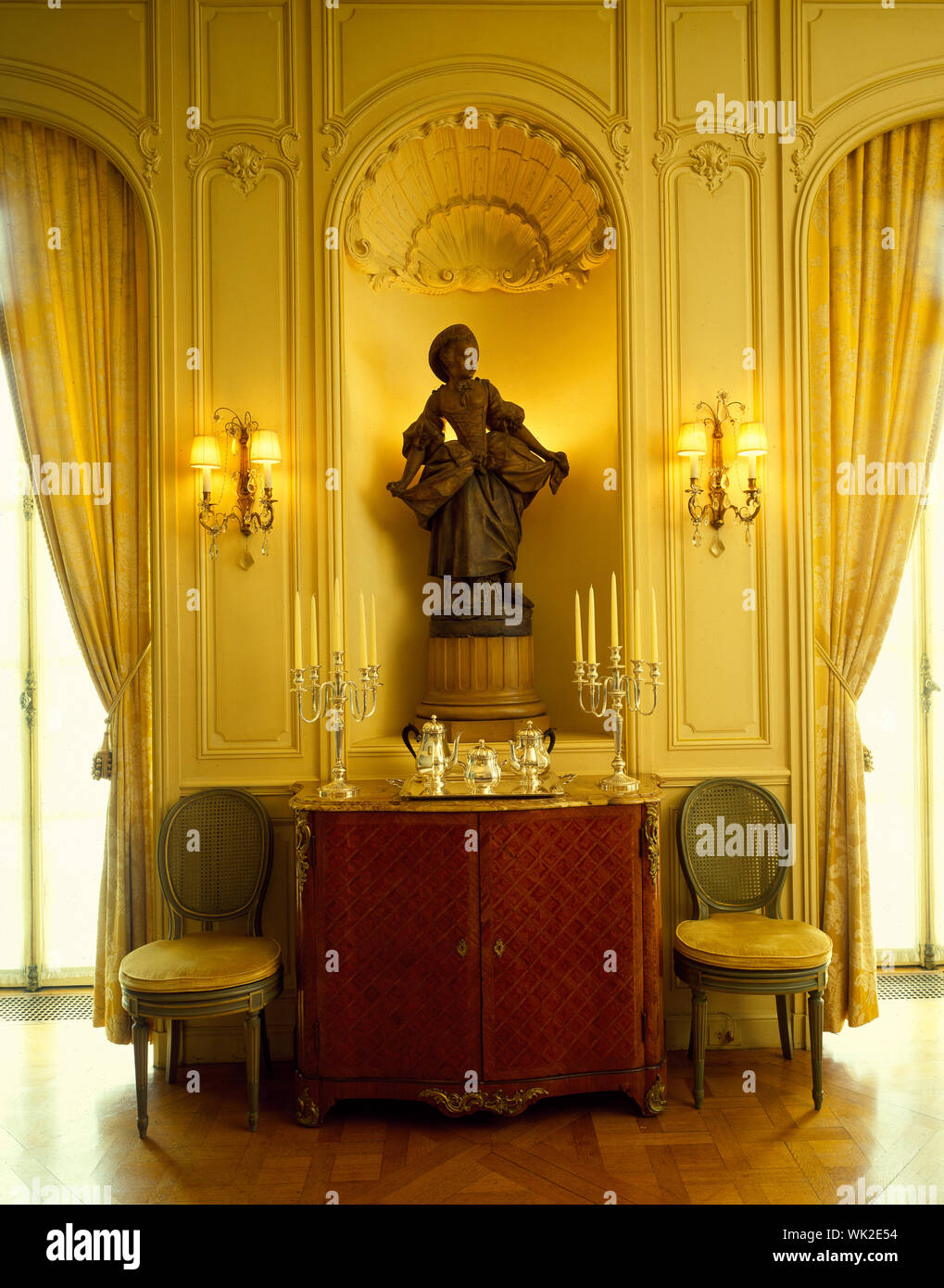 Belgian embassy hi-res stock photography and images - Alamy