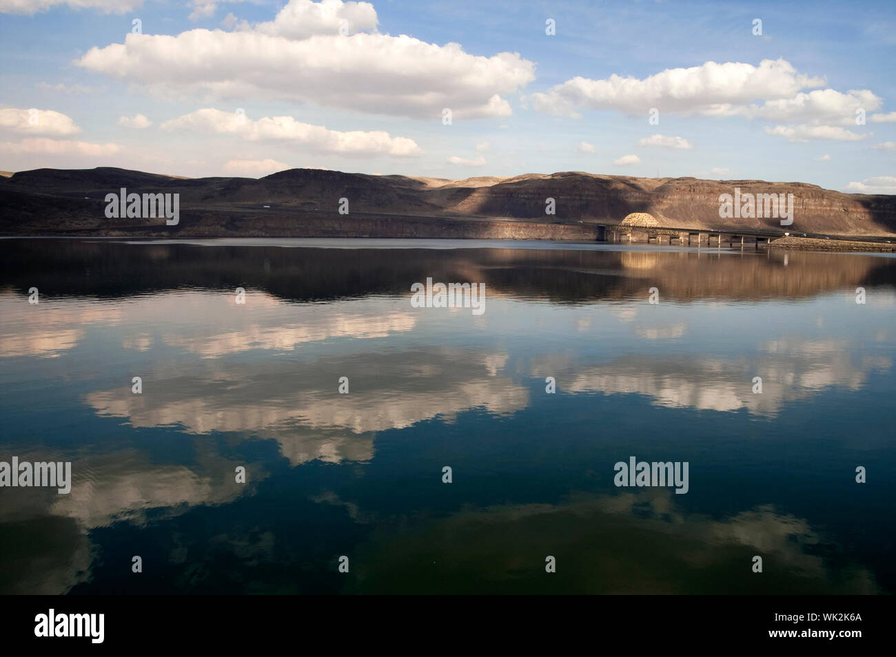 Smooth water produces a beautiful reflection in the Columbia River ...