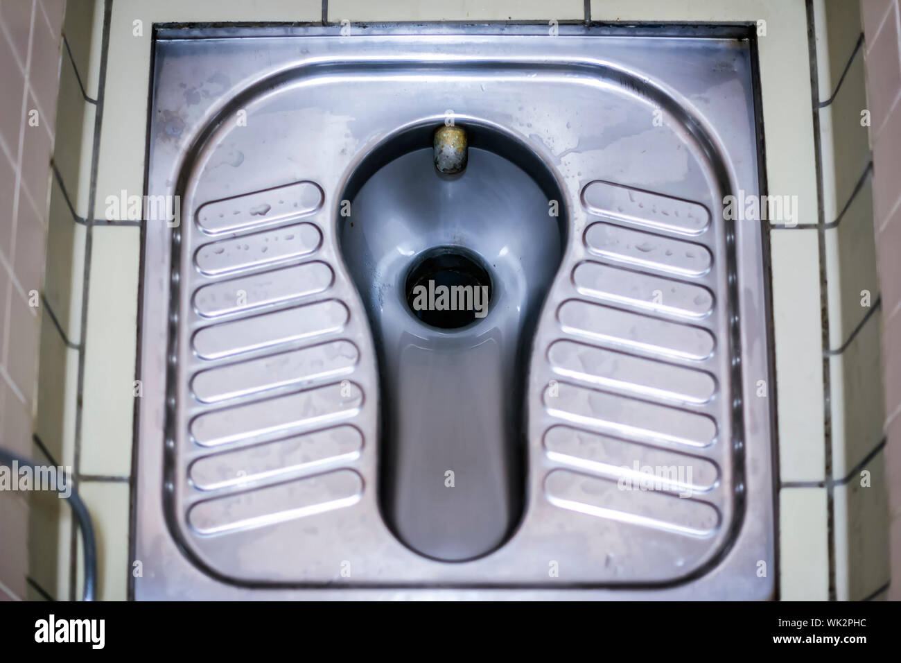 Squatter house interior hi-res stock photography and images - Alamy