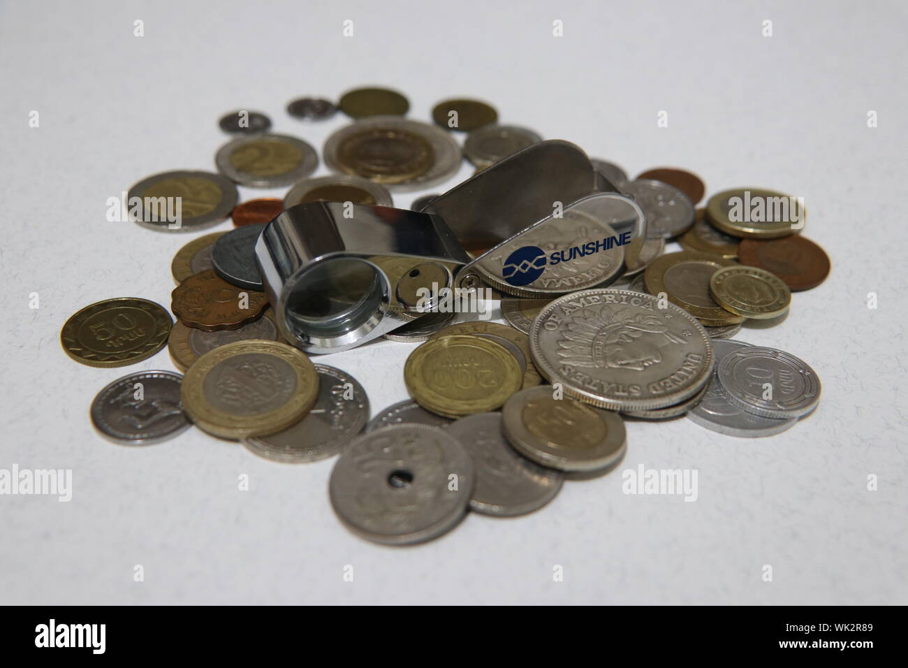 Platinum coin hi-res stock photography and images - Alamy