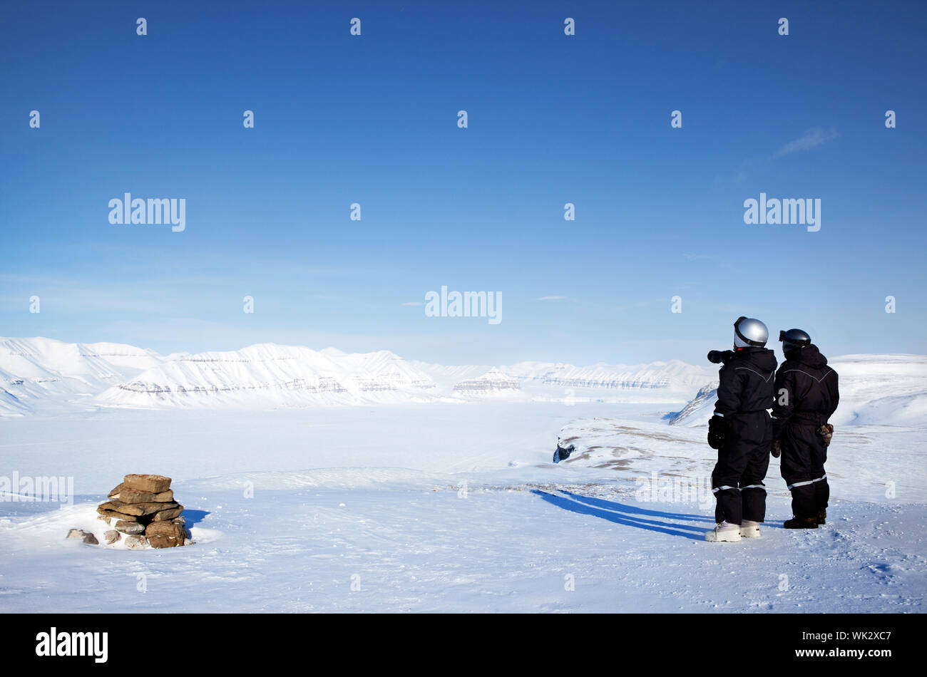 Environment cold guide hi-res stock photography and images - Alamy