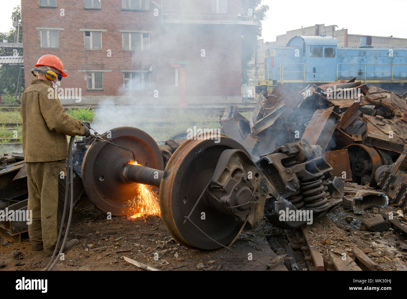Using torch hi-res stock photography and images - Alamy