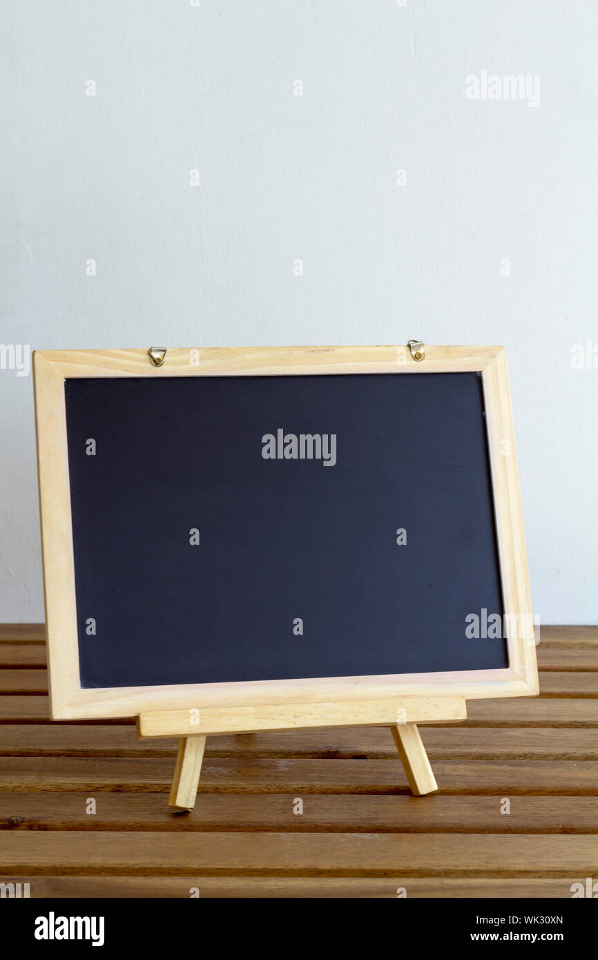 Writing slate hi-res stock photography and images - Alamy