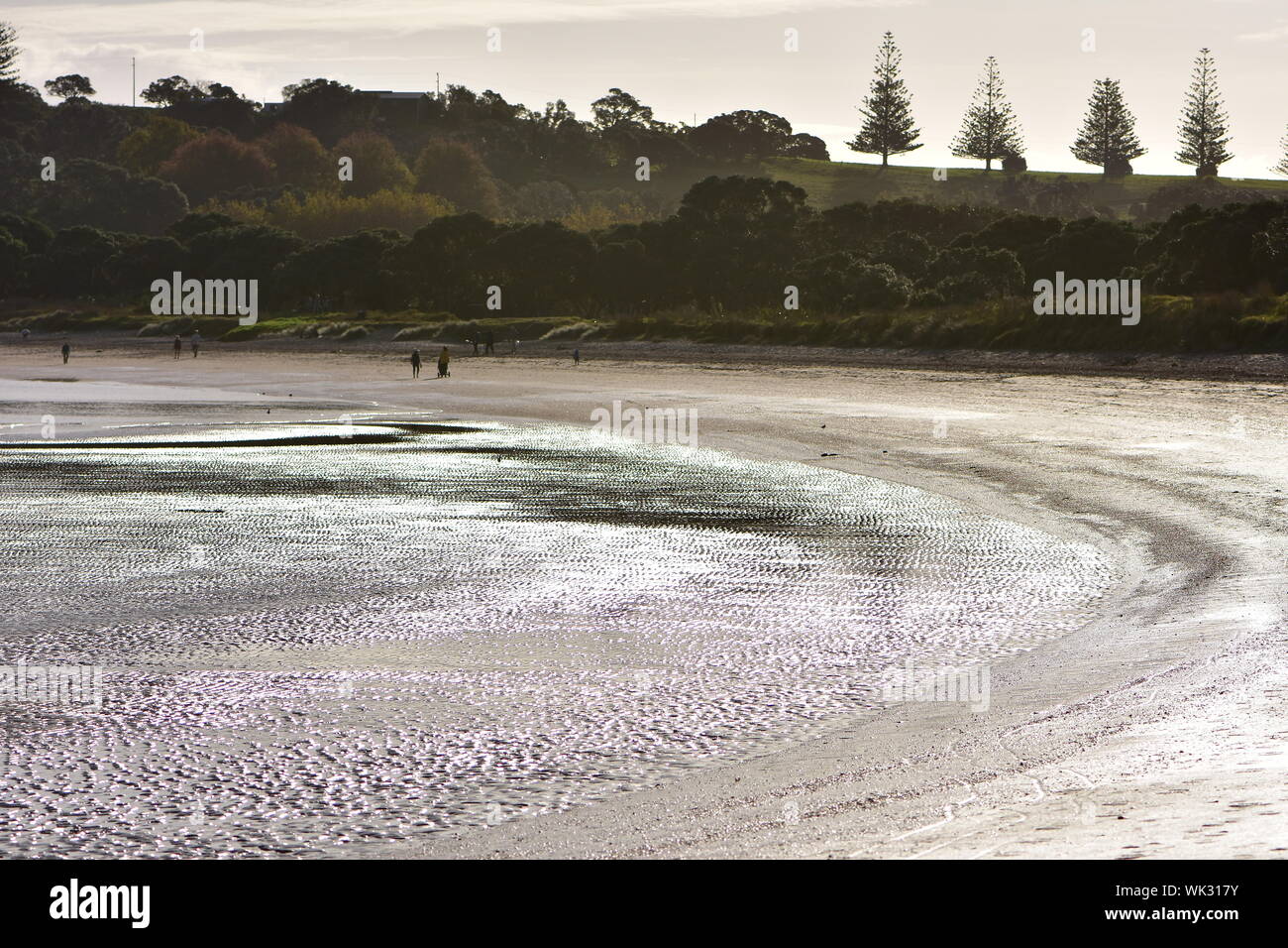 Shallow bay during low hi-res stock photography and images - Alamy