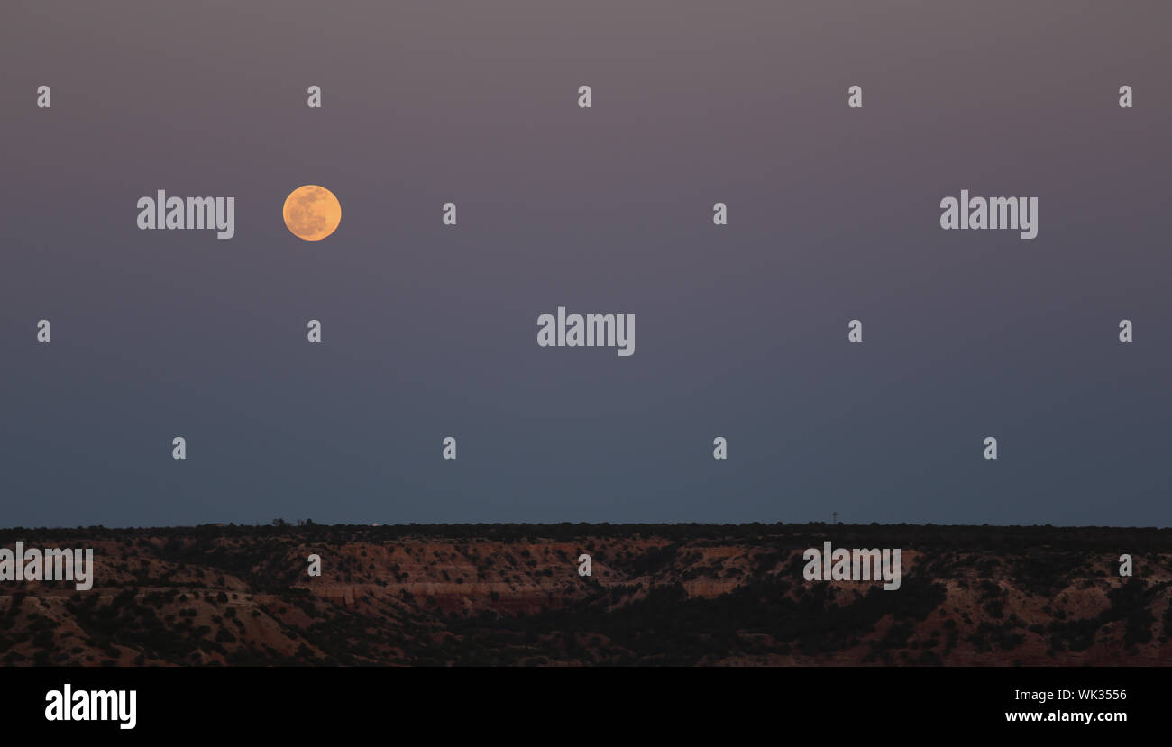 Moon over landscape hi-res stock photography and images - Alamy