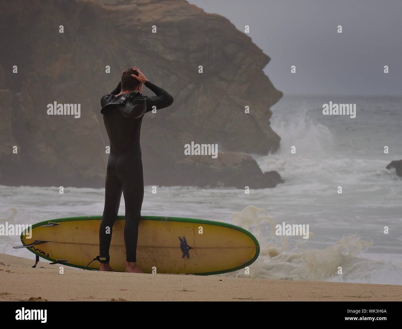 Wipe out surf hi-res stock photography and images - Alamy