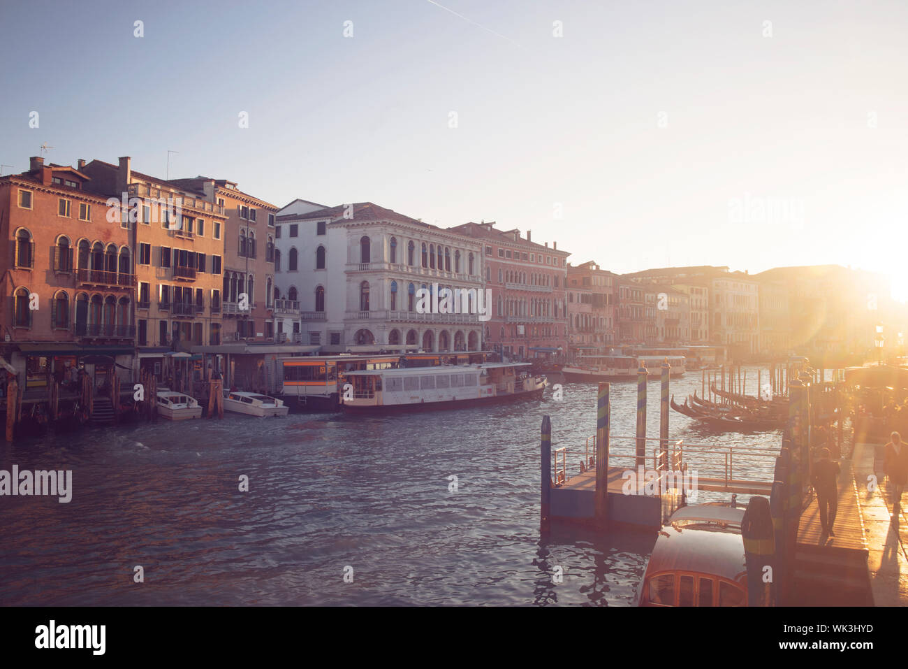 Tourist view venice channels hi-res stock photography and images - Alamy