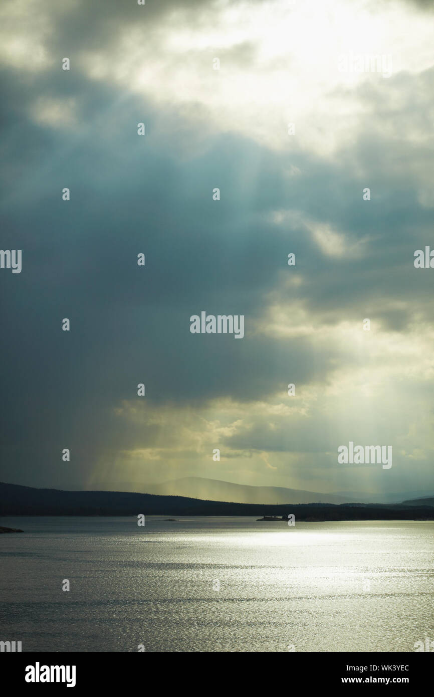 Evening landscape with northern sea and a horizon line Stock Photo - Alamy