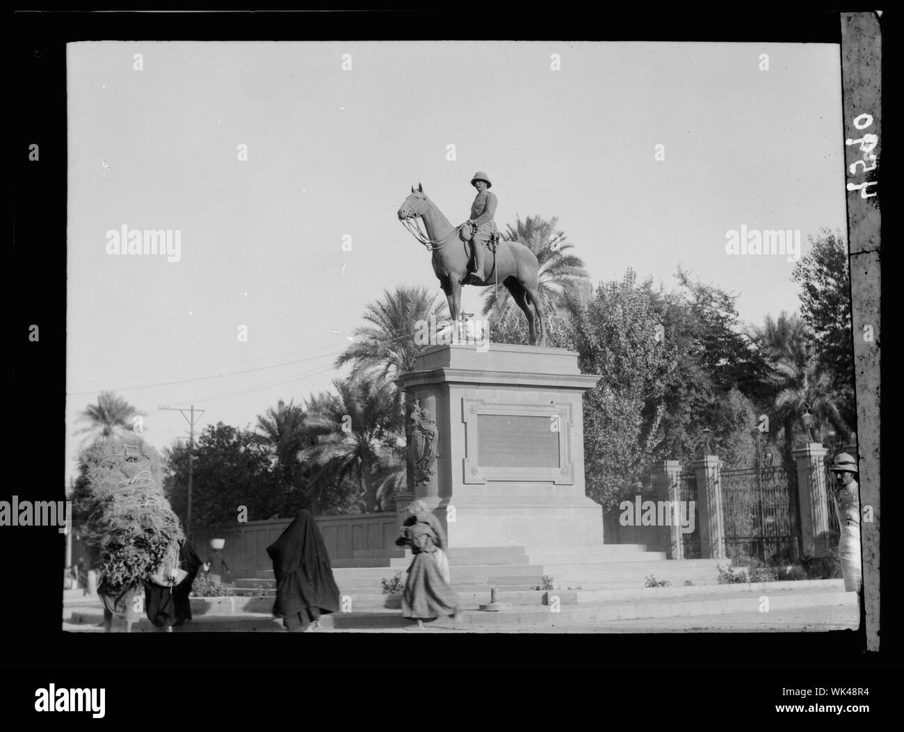 Iraq. (Mesopotamia). Baghdad. Views, street scenes, and types. Statue ...