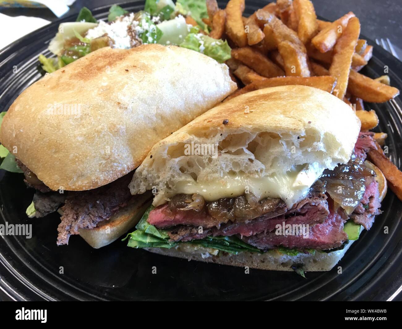 Steak bun hi-res stock photography and images - Alamy