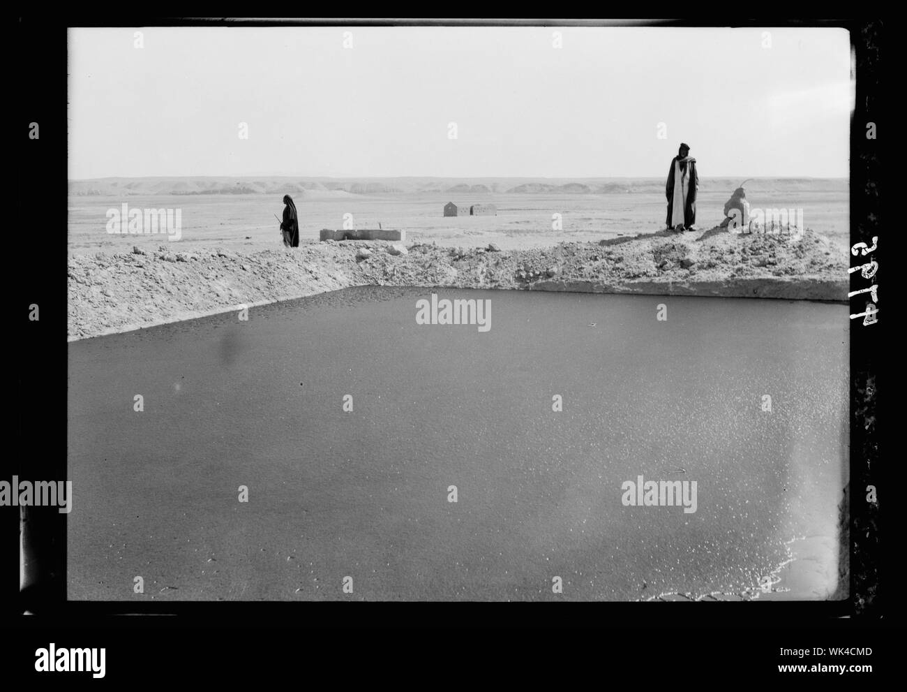 Pool of bitumen hi-res stock photography and images - Alamy