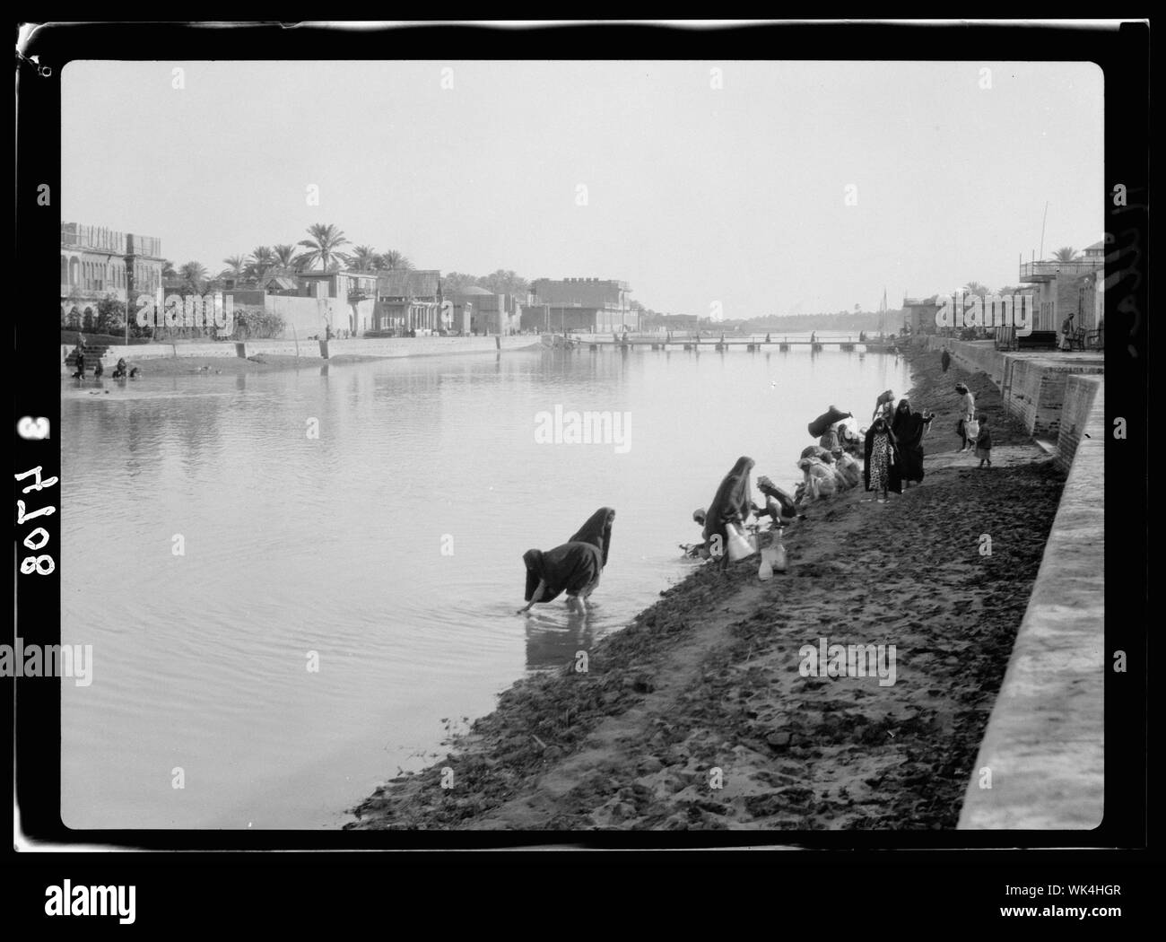 Iraq. River scenes on the Euphrates taken at Hilla. Typical scene on ...