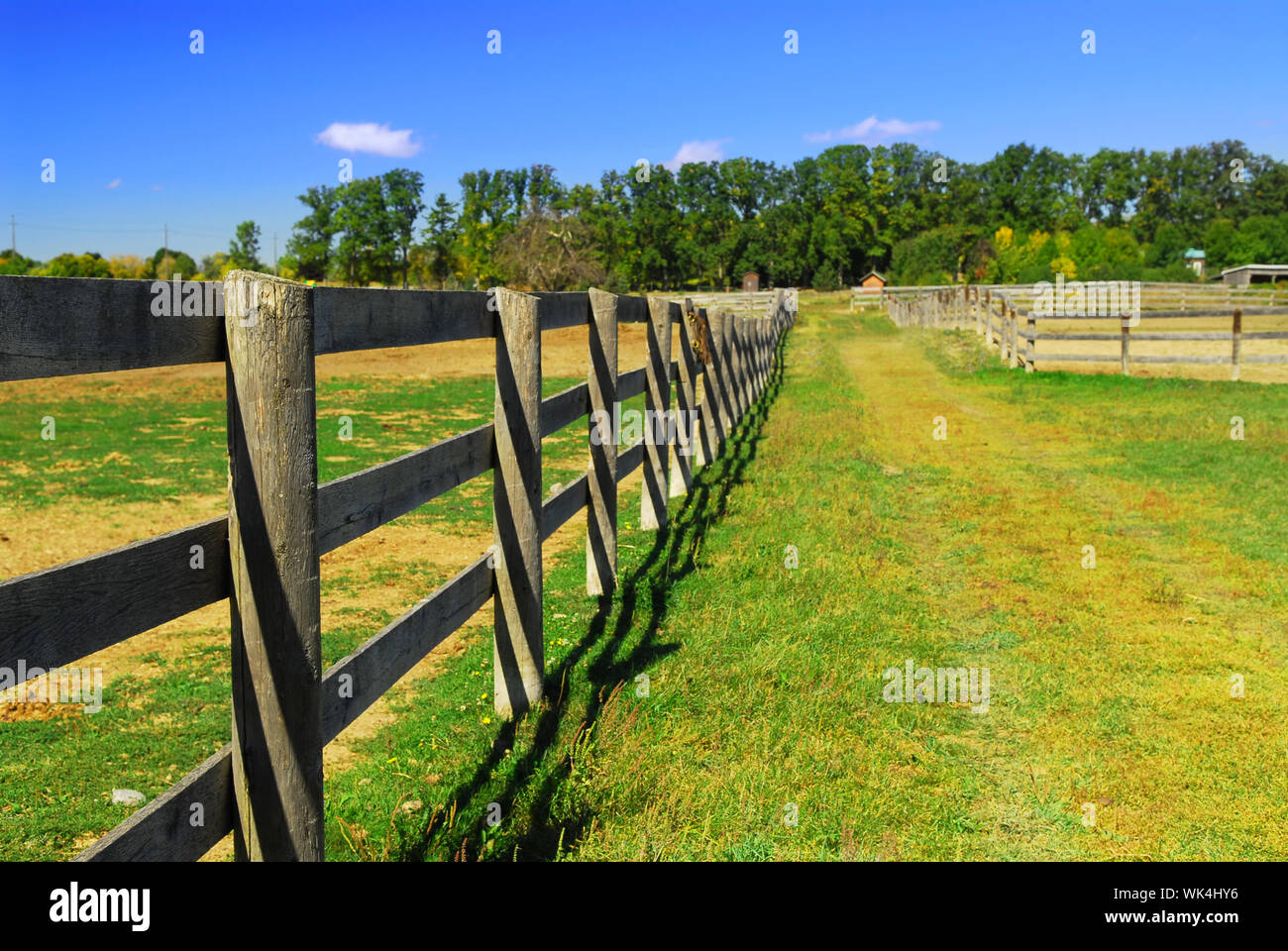 Canada road fencing hi-res stock photography and images - Alamy