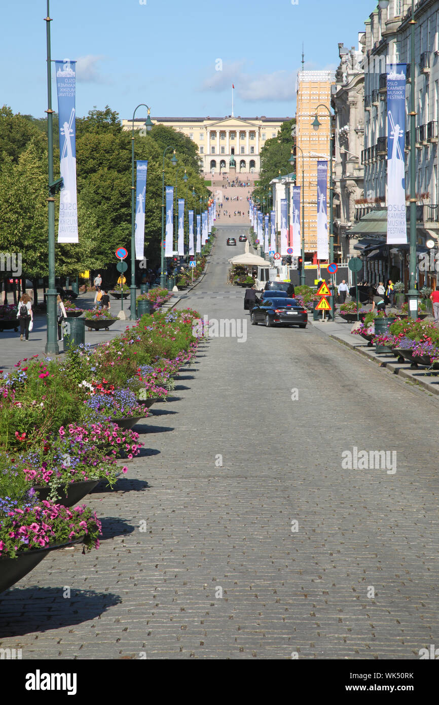 Karl johans gate norway oslo hi-res stock photography and images - Alamy